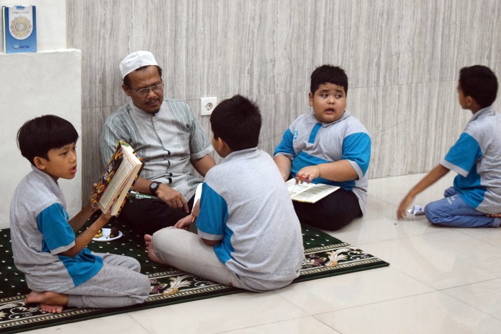 Melalui Mabit Al-Qur’an, NFIES Bentuk Karakter Sholeh dan Mandiri ...